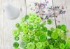 Crea increíbles decoraciones navideñas con botones - Dale Detalles